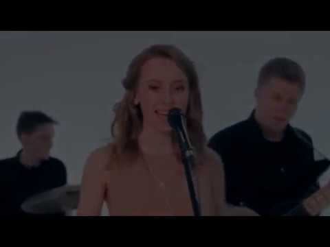 Вокалистка "Саксофон prj"