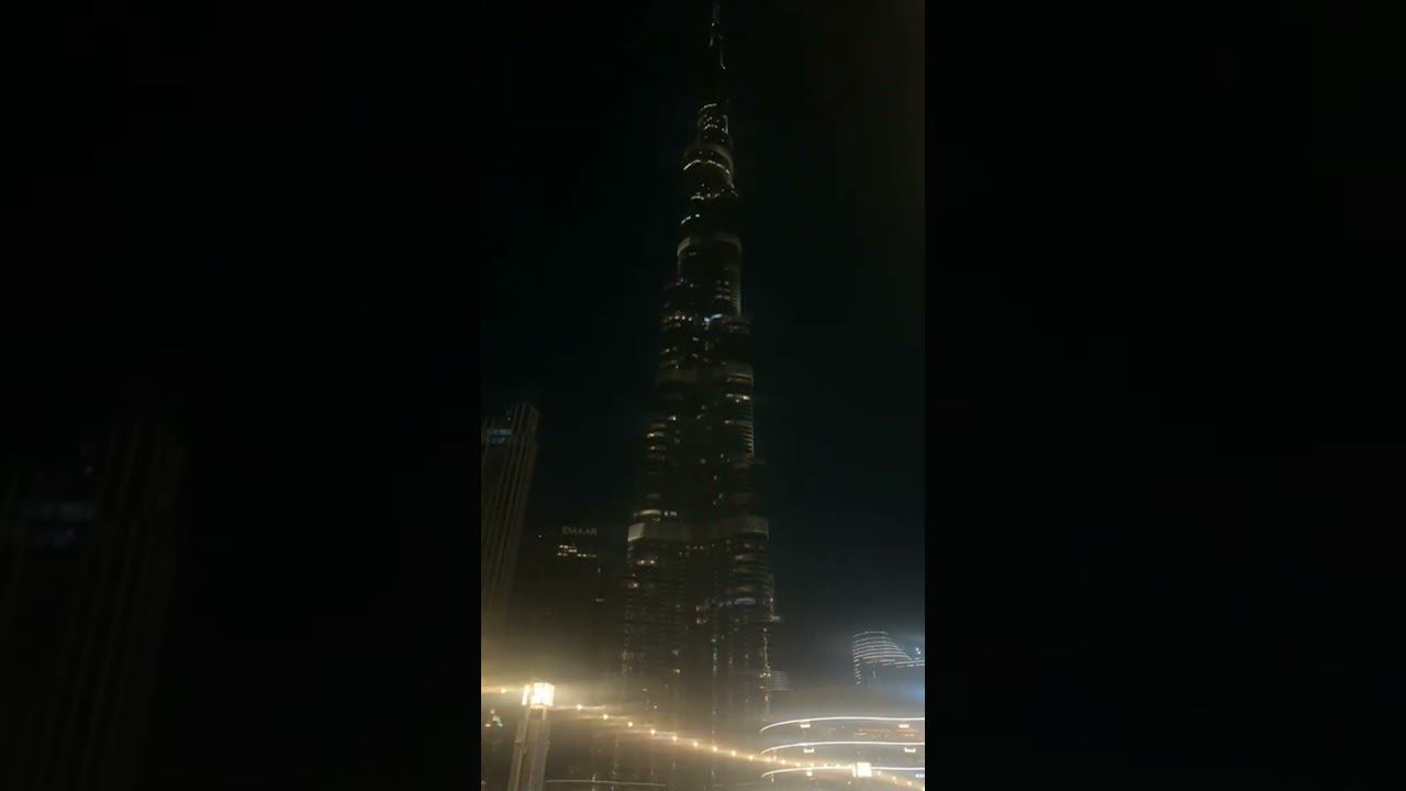 светяещиеся небоскрёбы