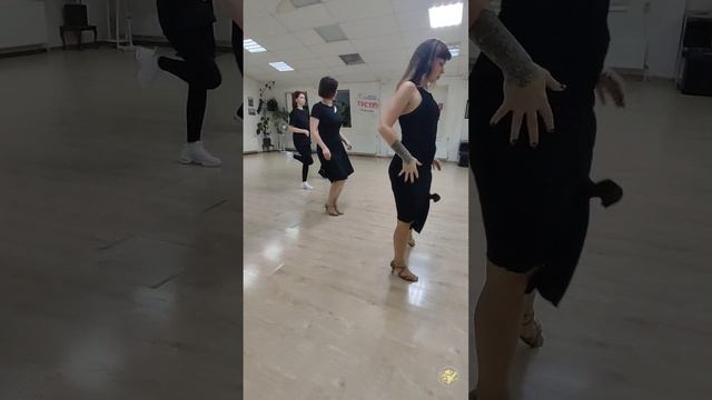 Танго соло!