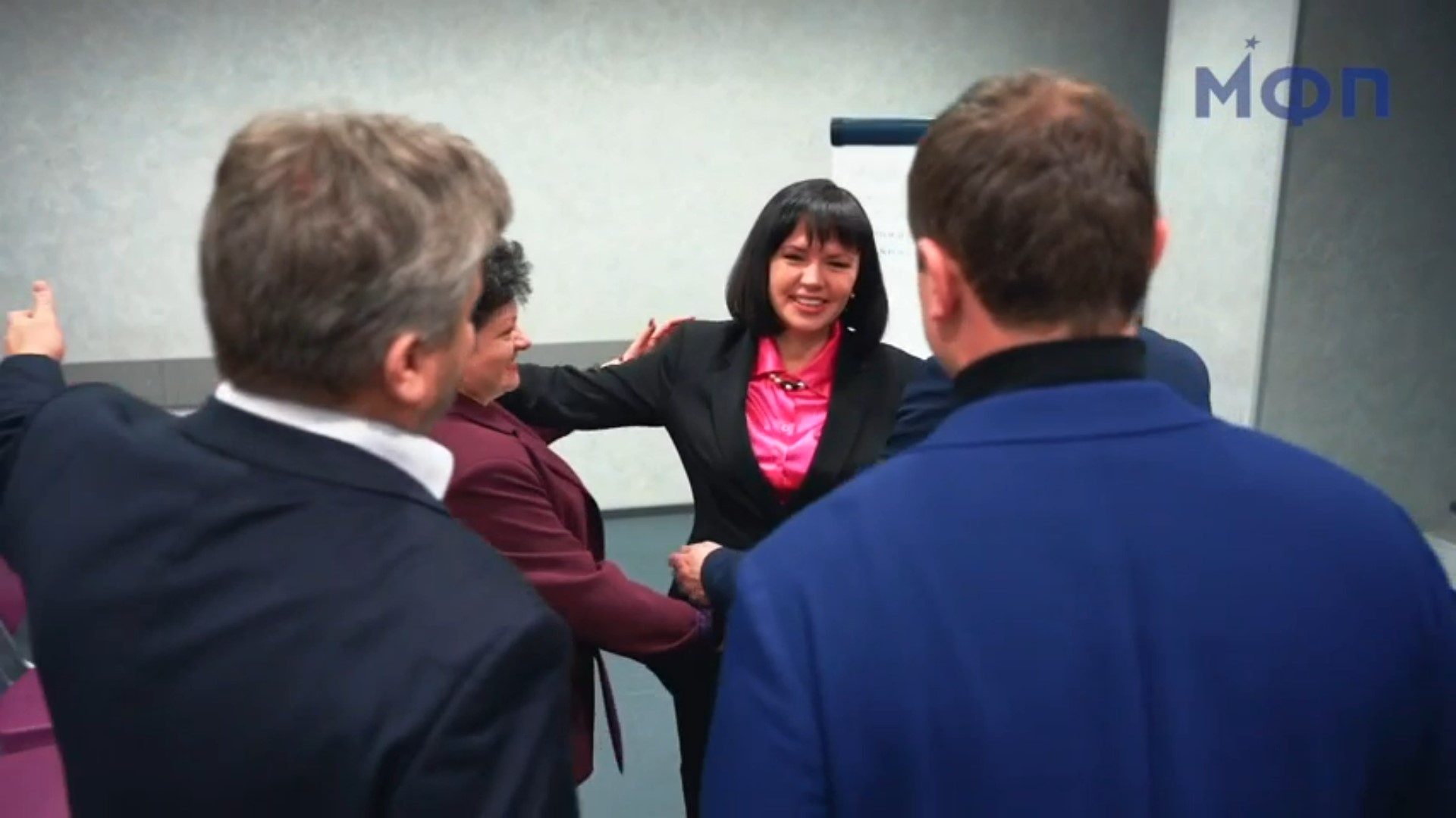 Мы — профсоюзная молодежь, одна большая команда будущего! С нас начинается новый путь!