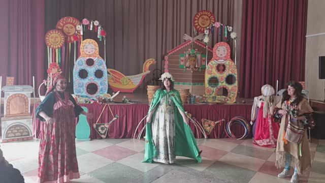 Театрализованная программа "Встречаем Масленицу"