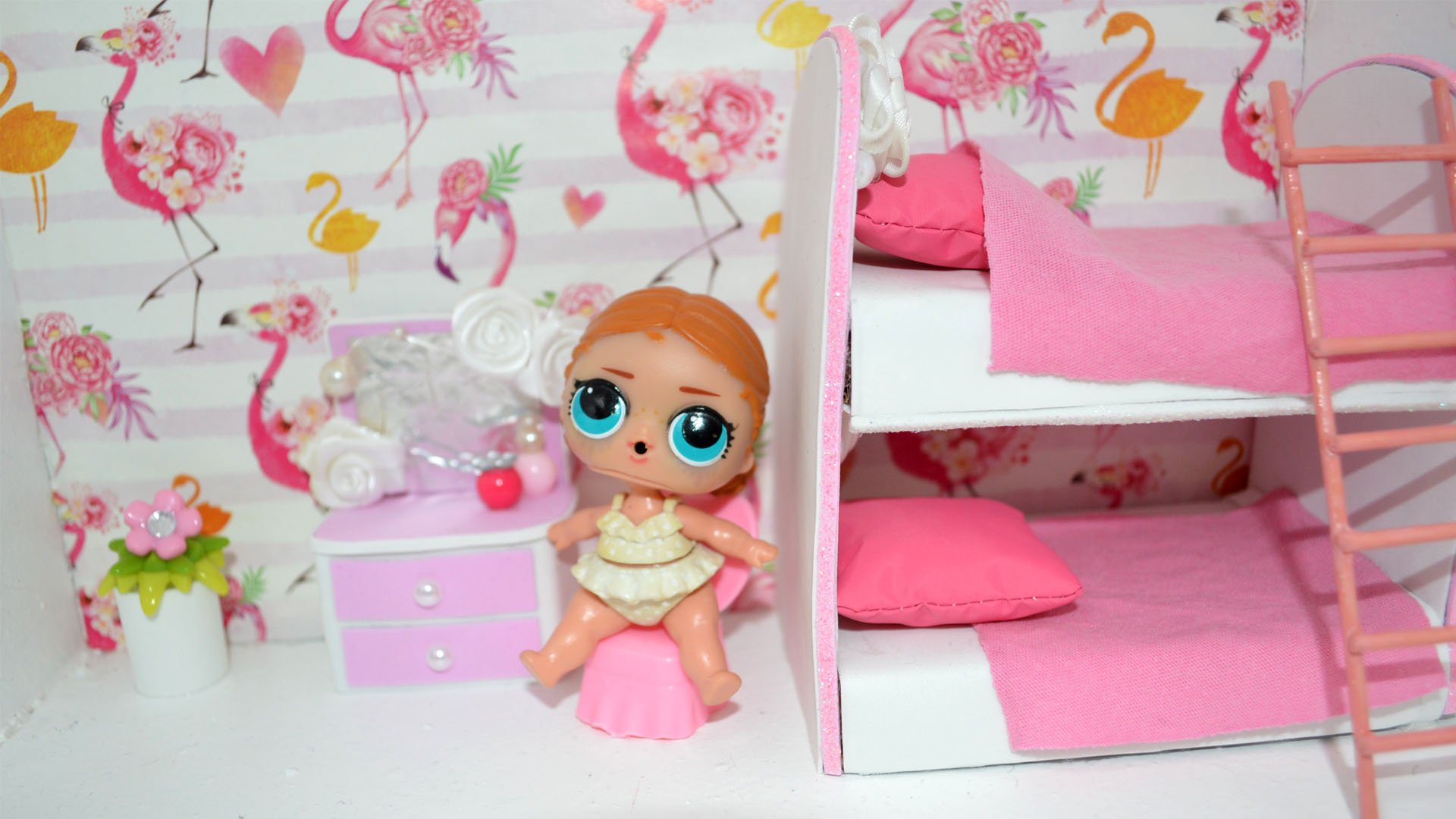 Как сделать кукольный дом для LOL своими руками