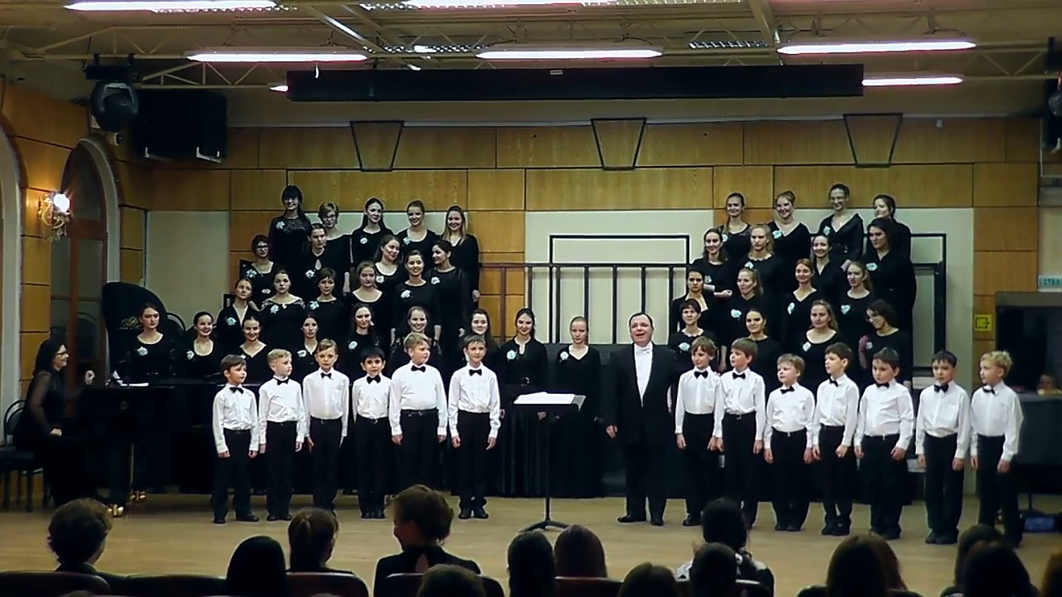 Институт музыки им А.Шнитке, Г.Свиридов, маленькая кантата "Снег идёт", 23.12.2015