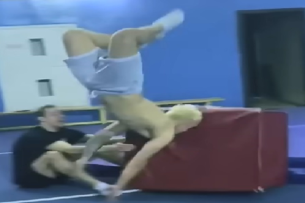 Идиоты тренируются | Подборка неудач в фитнесе и спортзале