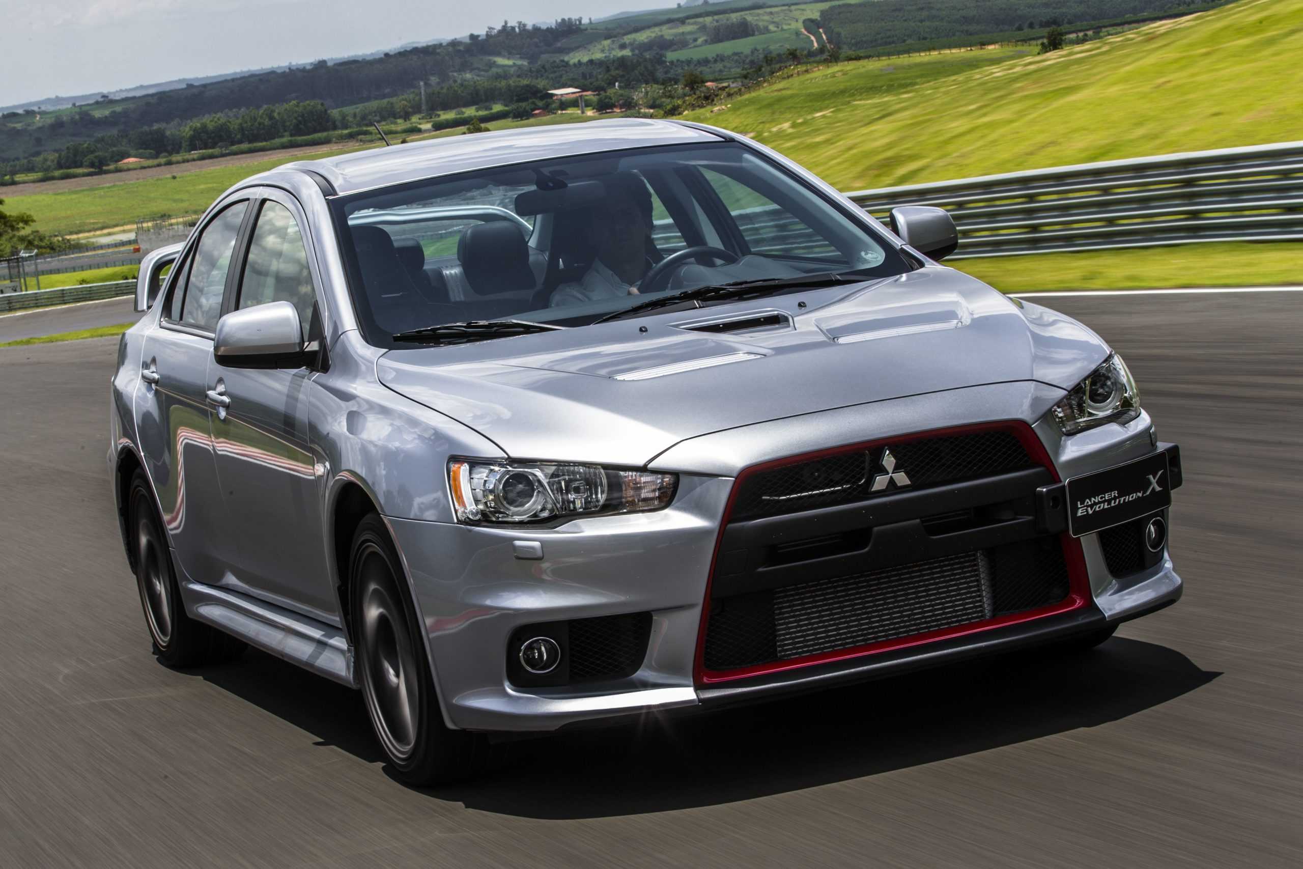 Project CARS 2. Покатушка- Mitsubishi Lancer Evolution X.