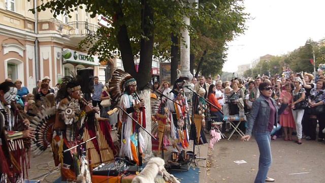 Индейцы в Воронеже на День города