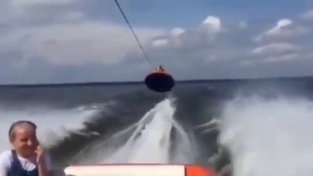 Летающая ватрушка