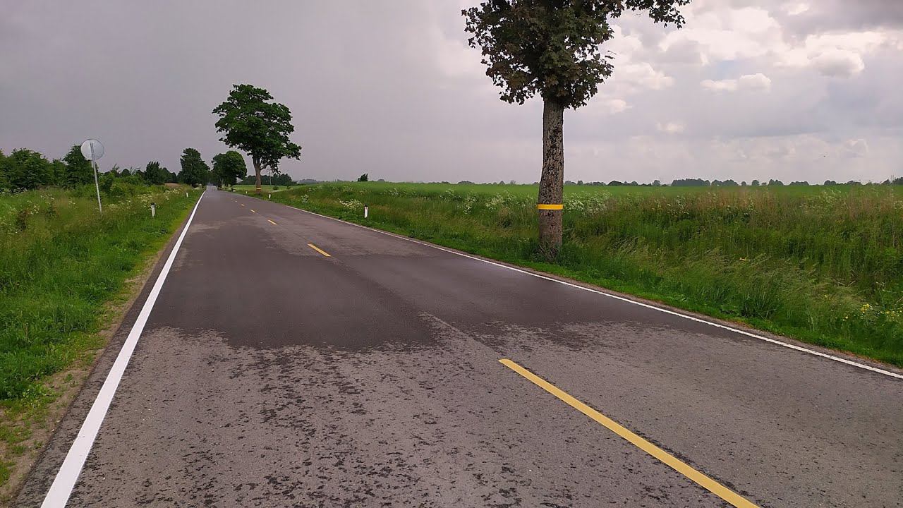 Добровольск. Попал под дождь. Гусев затопило.