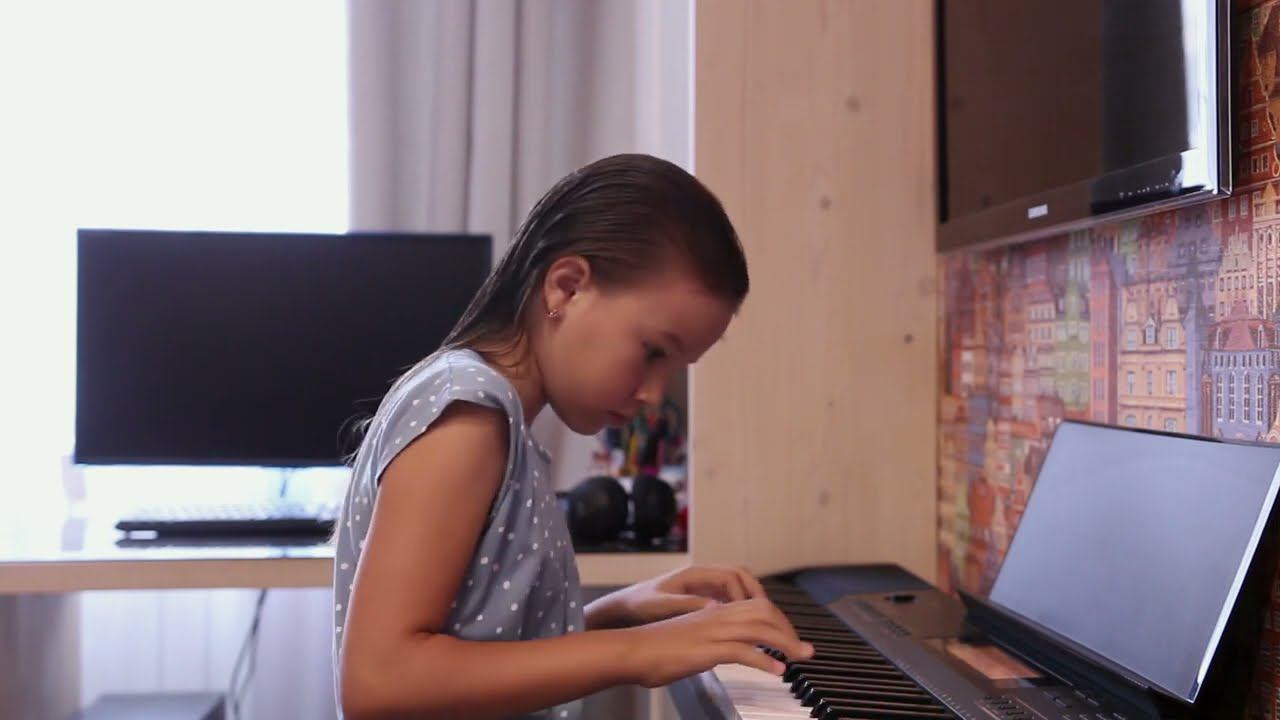 Л. Шитте - Этюд на пианино