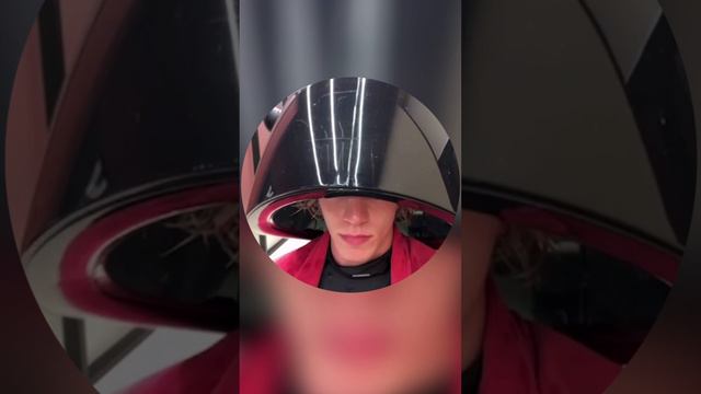 ИНОПРИШЕЛЕНЕЦ / PARADEEV1CH