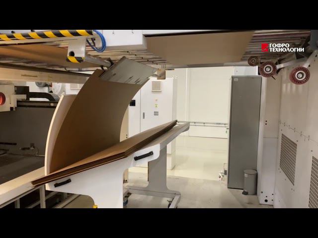 Печатная машина HBL Celmacch Италия с тремя секциями печати и вакуумным трансфером