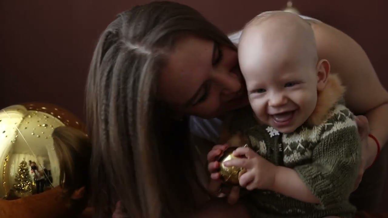 Арсюша с мамой на фотосессии