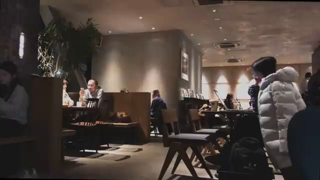 звуки кафе в Токио, асмр