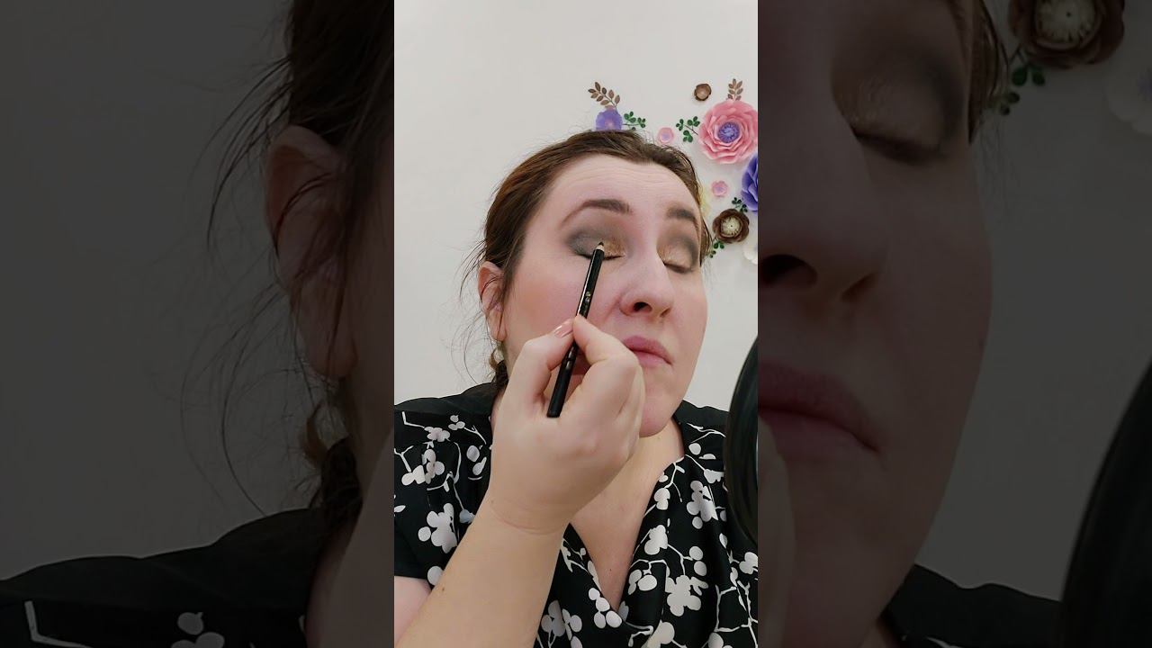 Вариант макияжа на Новый год