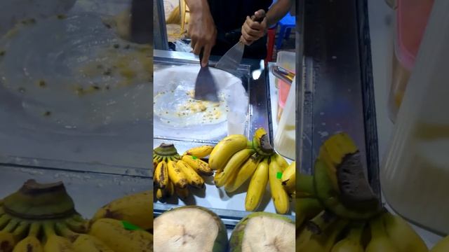 Как делают мороженое во Вьетнаме.mp4