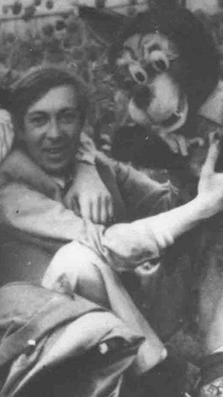 17-Каким Меня Ты Ядом Напоила(Эх люблю блатную жизнь)