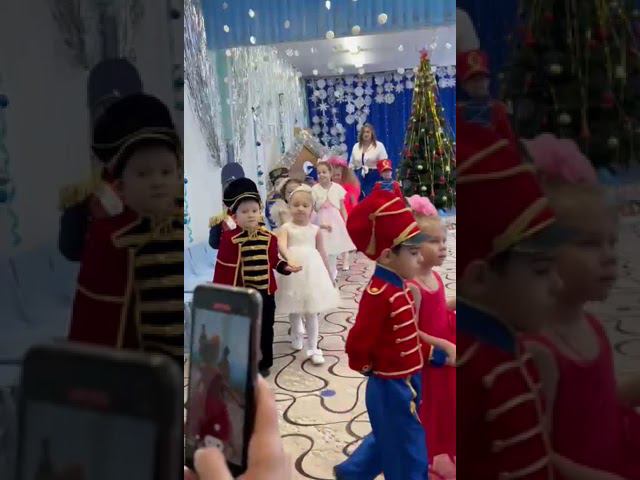 новый год в саду у дочи 2