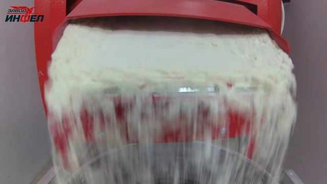 Готовим тесто  для песочного ? печенья ? на маргарине для отсадочных машин.mkv