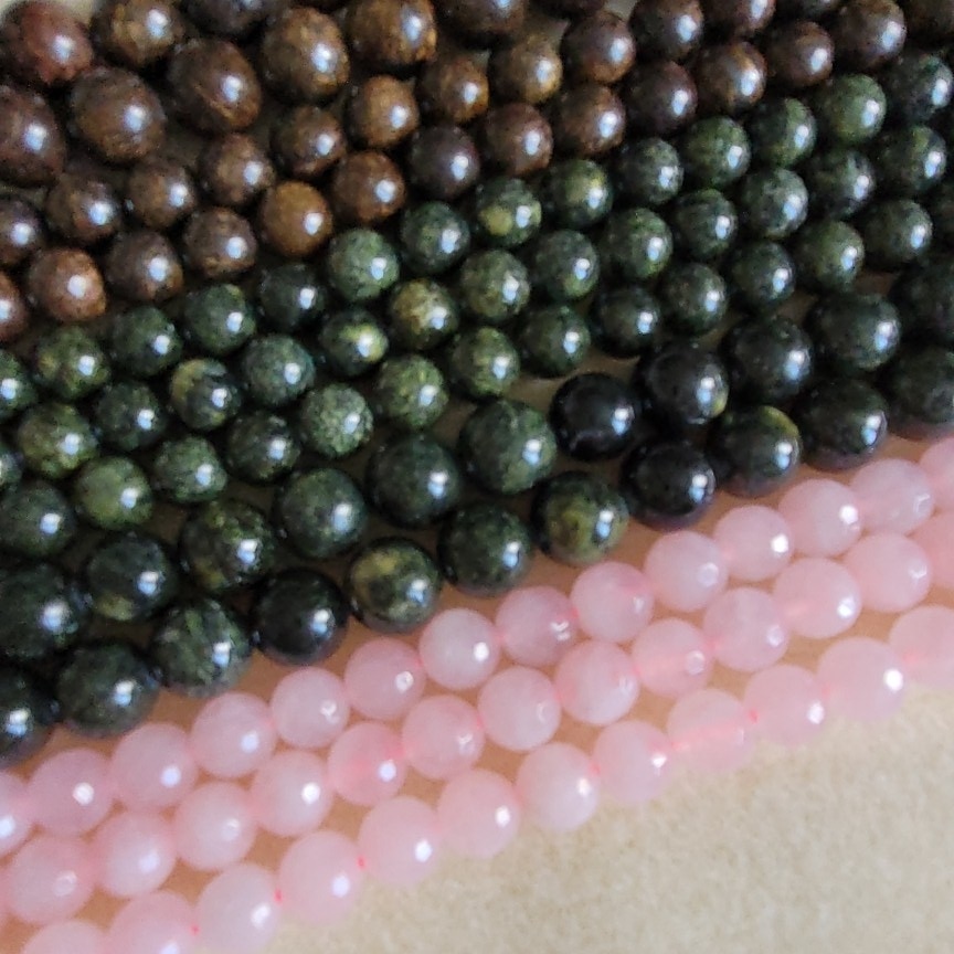 Посылки с Алиэкспресс. Бронзит, змеевик, розовый кварц, перламутр и немного фурнитуры.