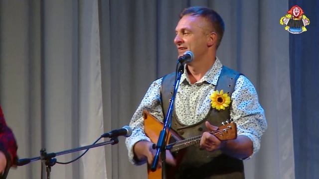 "ПАРОХОДИКИ" поют Владимир опарин и Николай кудрявцев, в гостях у "Митрофановны"