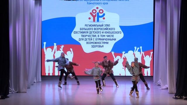 Танец «Мой отец оленевод» «Спутник Нулгура»