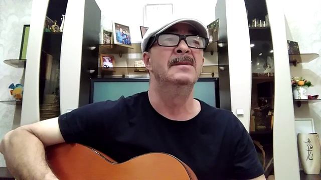 Обнимаем, целуем и молимся вечно за Вас