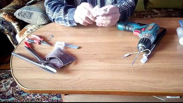 Держатель для телефона на штативе. Своими руками.