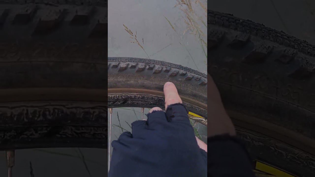 качаем  велосипедное колесо до 0,4 Мпа(4 атм.)