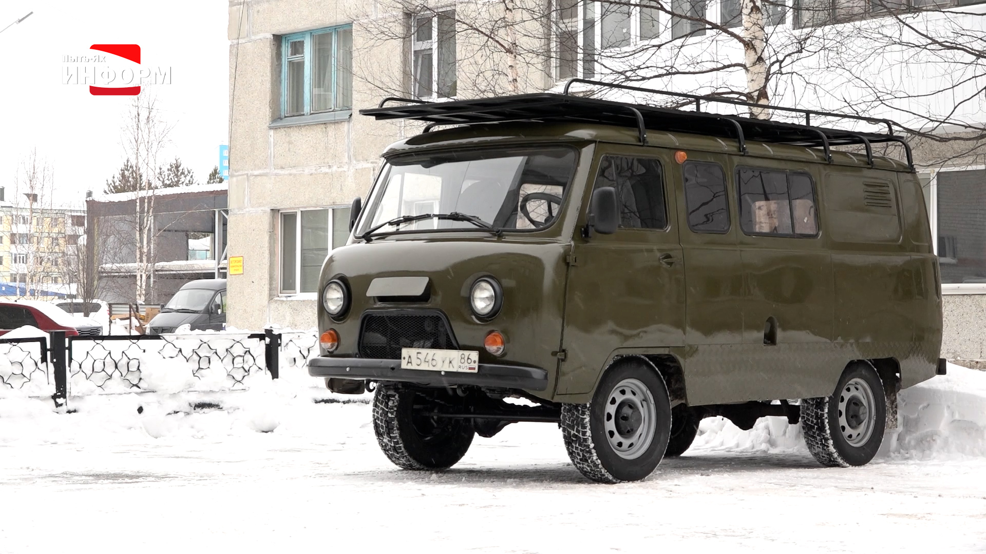 Предприниматель из Пыть-Яха предоставил автомобиль для фронта