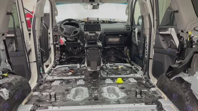 Toyota Land Cruiser Prado. Новый уровень комфорта и безопасности!