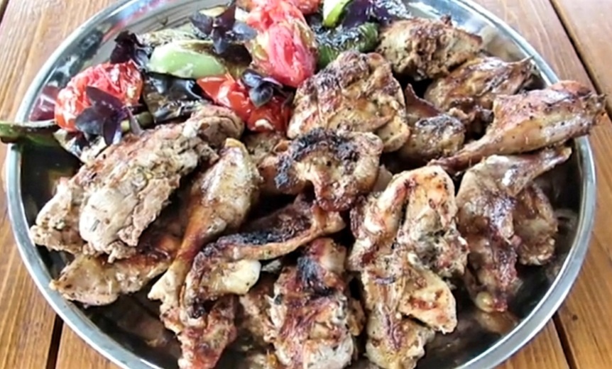 Шашлык из КРОЛИКА  Очень вкусный.