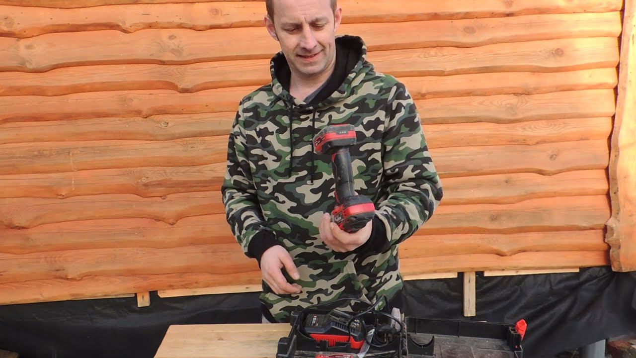 Дрель-шуруповерт Einhell TE-CD 12/1 Li