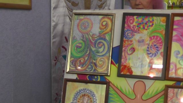 04 Ирина Пацева о своих картинах 06112022