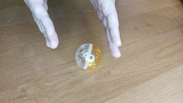 Телекинез. Эксперименты продолжаются. Можно ли, силой мысли сдвинуть с места шар.