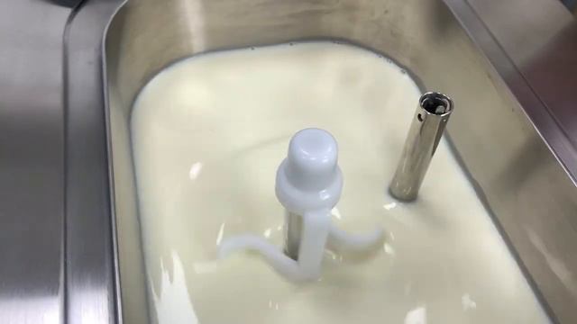 Работа фризера для мягкого мороженого PASMO S110F#фризер#мороженное#PASMO