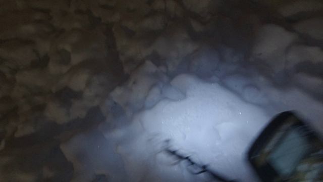 Как найти телефон в снегу.mpg