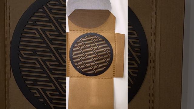 Распаковка магнитной вентиляционной решетки U-Line Sparta Black