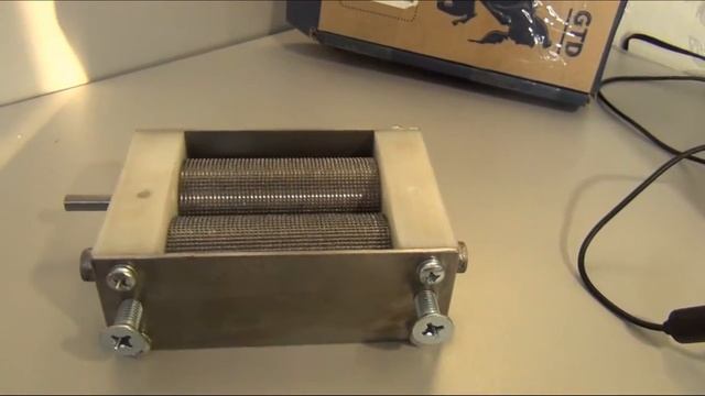 Вальцы для дробления солода.mp4