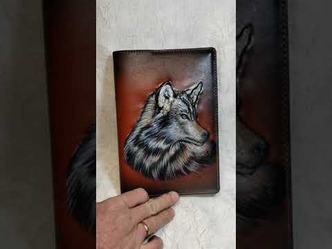 Обложка для ежедневника. Изделия из кожи. СКСтиль. Видео обзор: Волк 2.