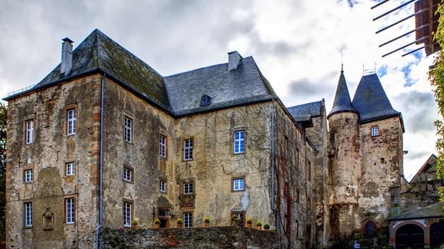 Bradley Joseph. The Passage