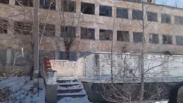 Посетил заброшенную воинскую  часть в которой когда-то служил