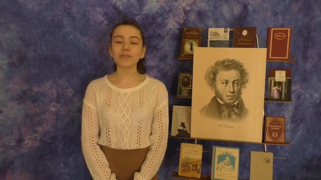 Сижу за решеткой в темнице сырой