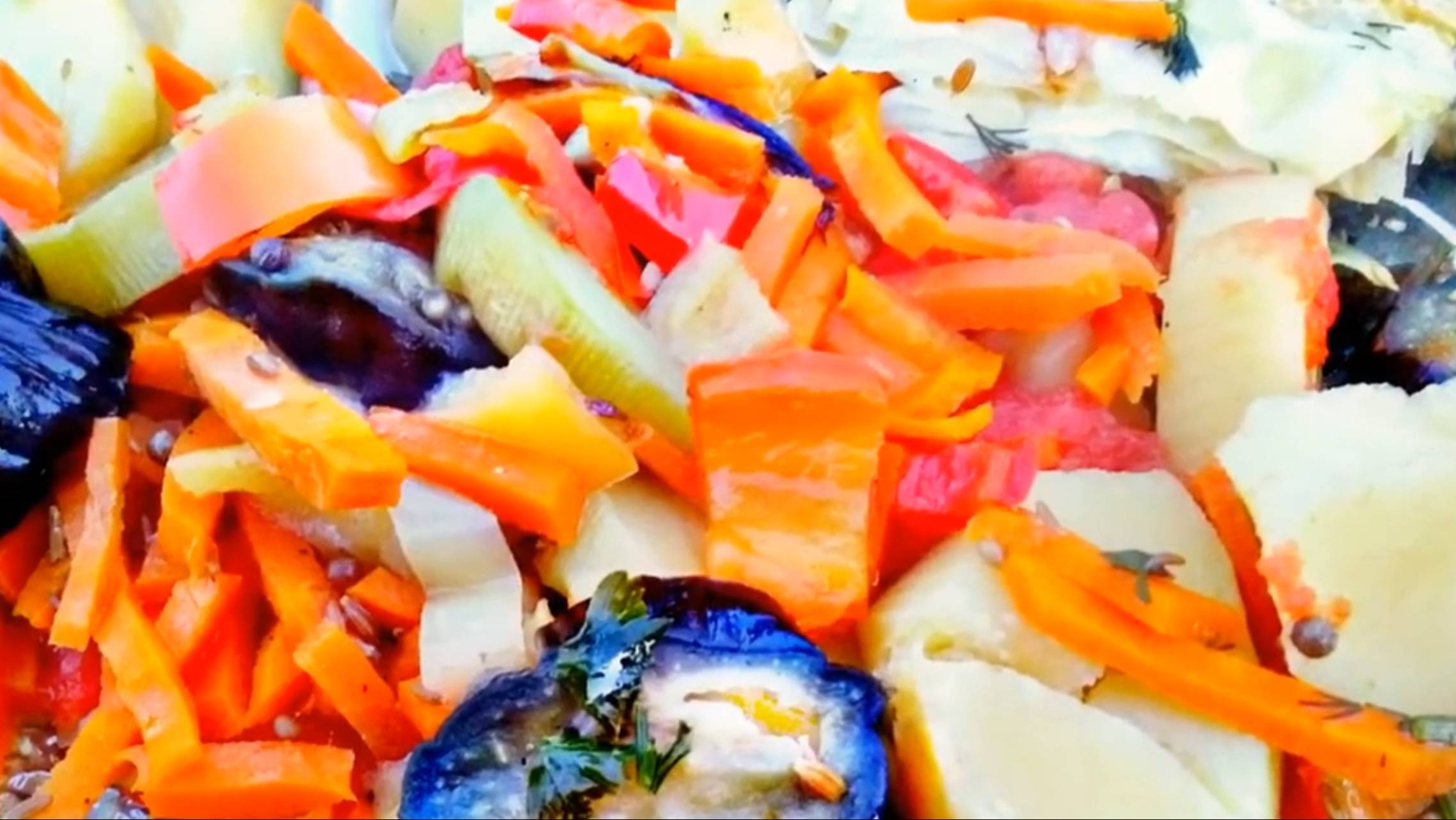 Овощи в казане тушеные на костре! Вкусно и полезно!