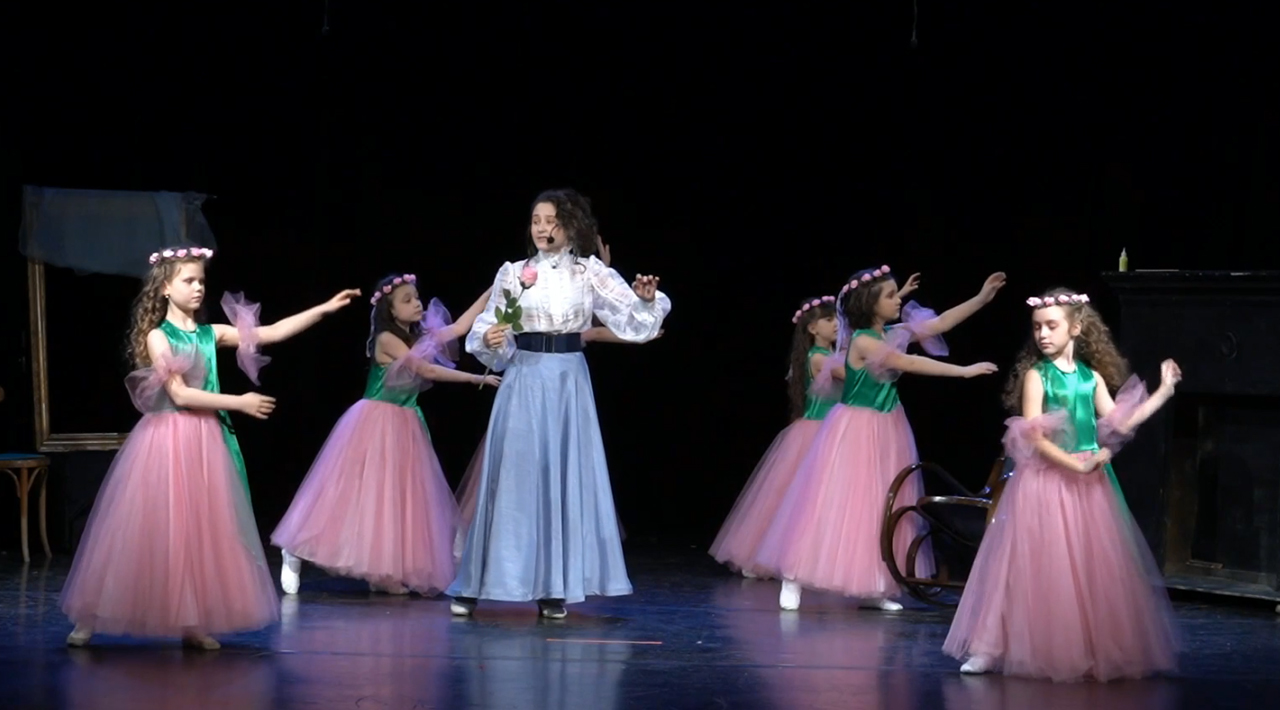 ПОЕТ Екатерина Зорина "Розу сорвал..."