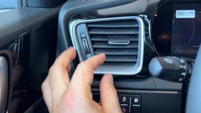 NEW 2023 Kia XCeed PHEV (141hp) - Interior and Exterior Details