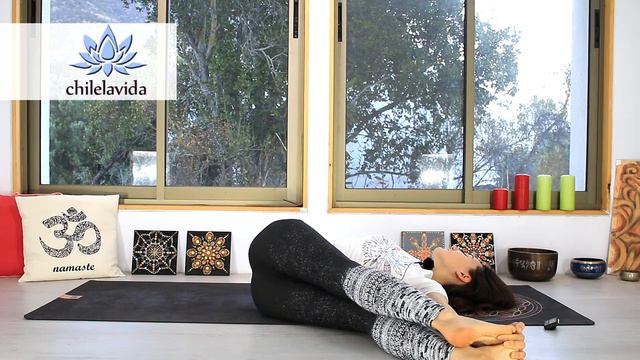 РАСТЯЖКА ДЛЯ ЛЕНИВЫХ - Вечерняя Растяжка дома - Йога chilelavida