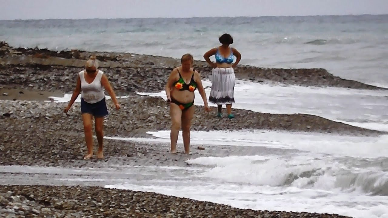 Шторм на Чёрном море |  Пансионат Лакоба