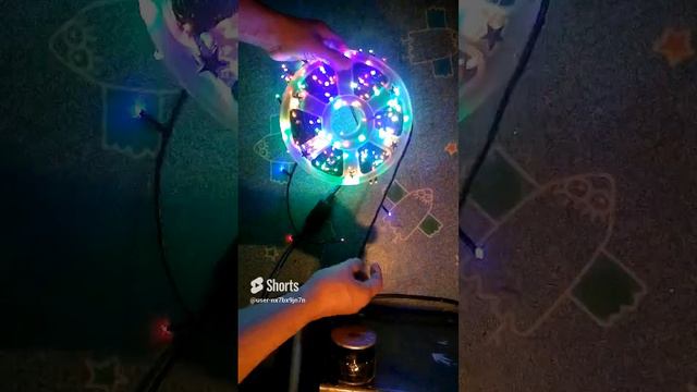 Гирлянда, 50м. уличная, цветные огни  не мигают,  белые мигают.Новая. Купить по ссылке под видео.