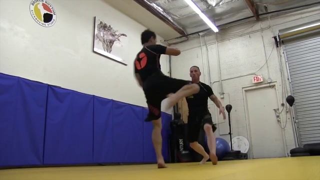 Академия Муай Боран. Удар дракона, ч.3