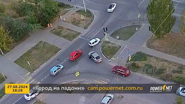 ДТП (авария г. Волжский) пр. Дружбы - ул. 40 лет Победы 27-08-2024 18-28